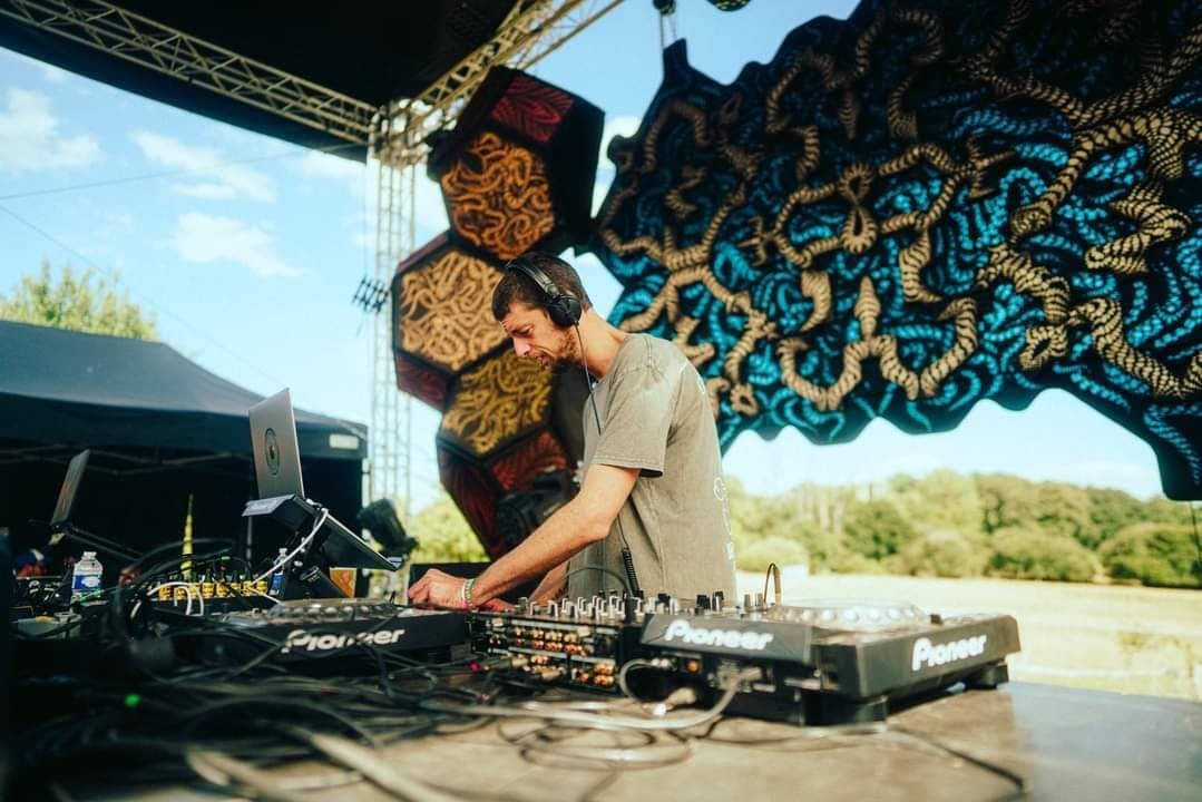 Ryanosaurus - Ethereal Decibel Management